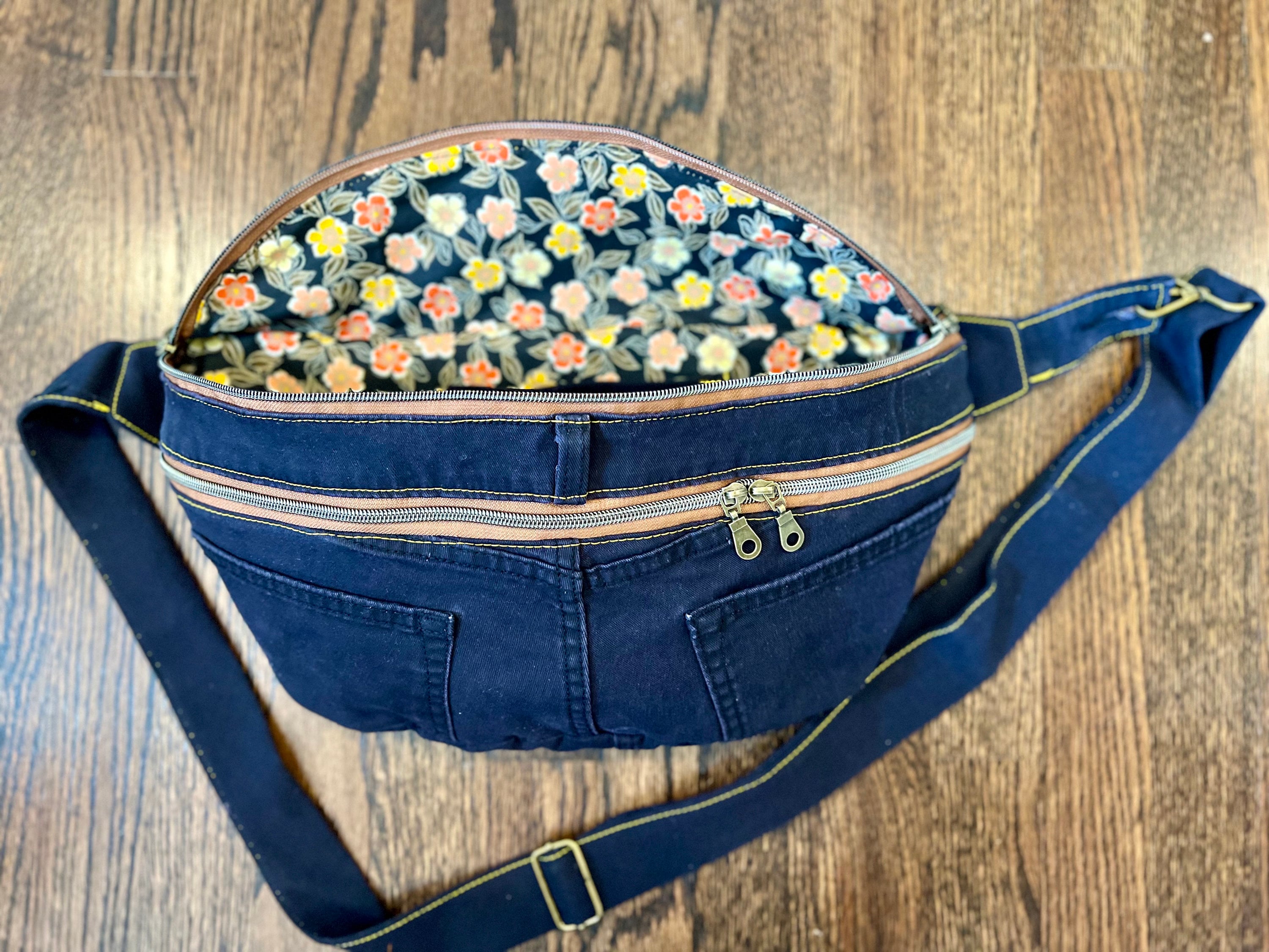 Black Vintage Fanny Pack, High-quality, Repurposed From Sturdy Jeans ...