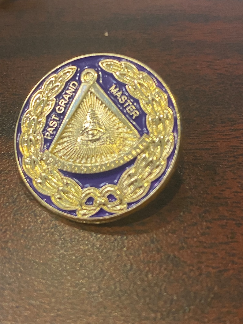 Past Grand Master Lapel Pin - Etsy