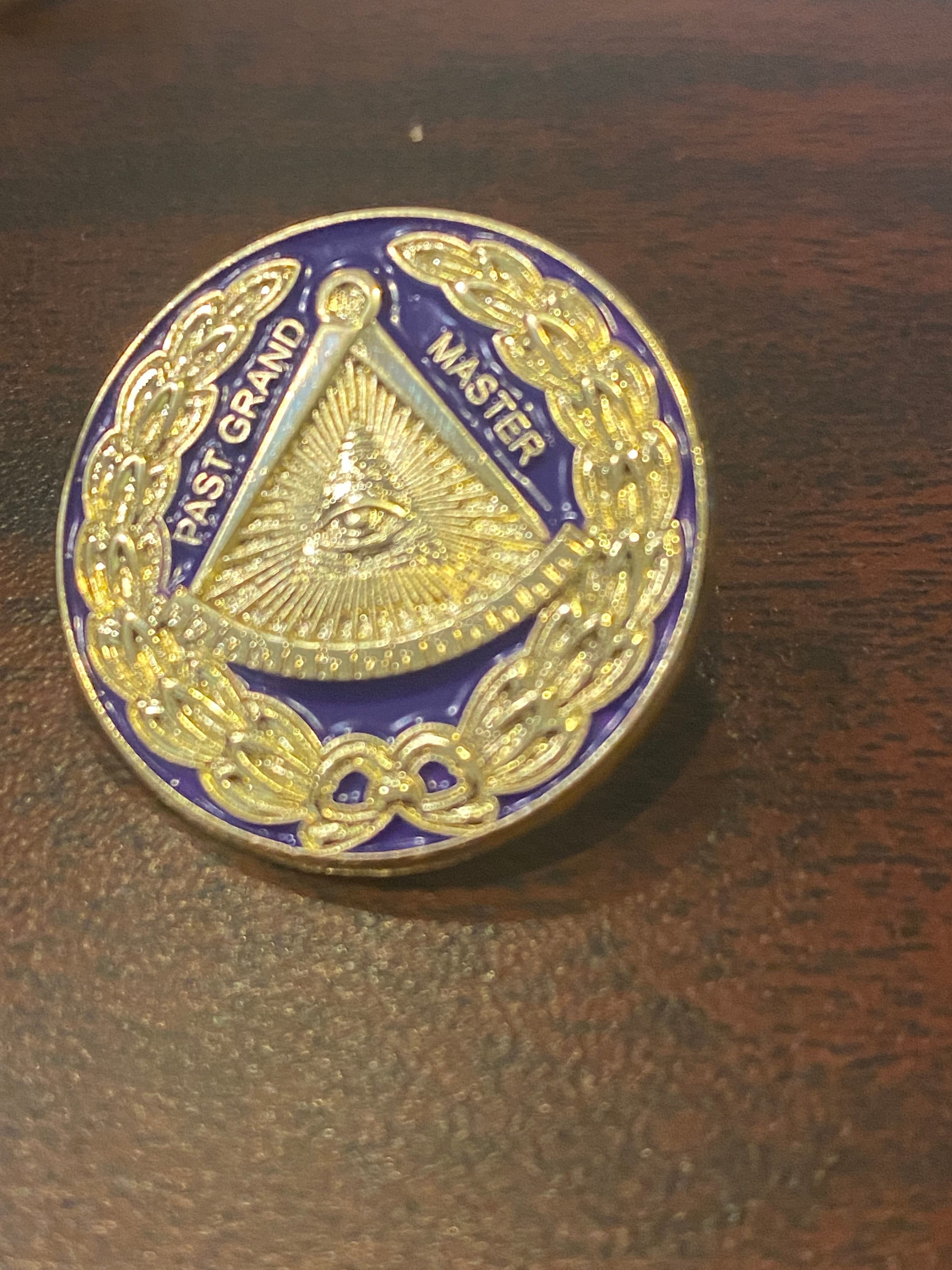 Past Grand Master Lapel Pin - Etsy