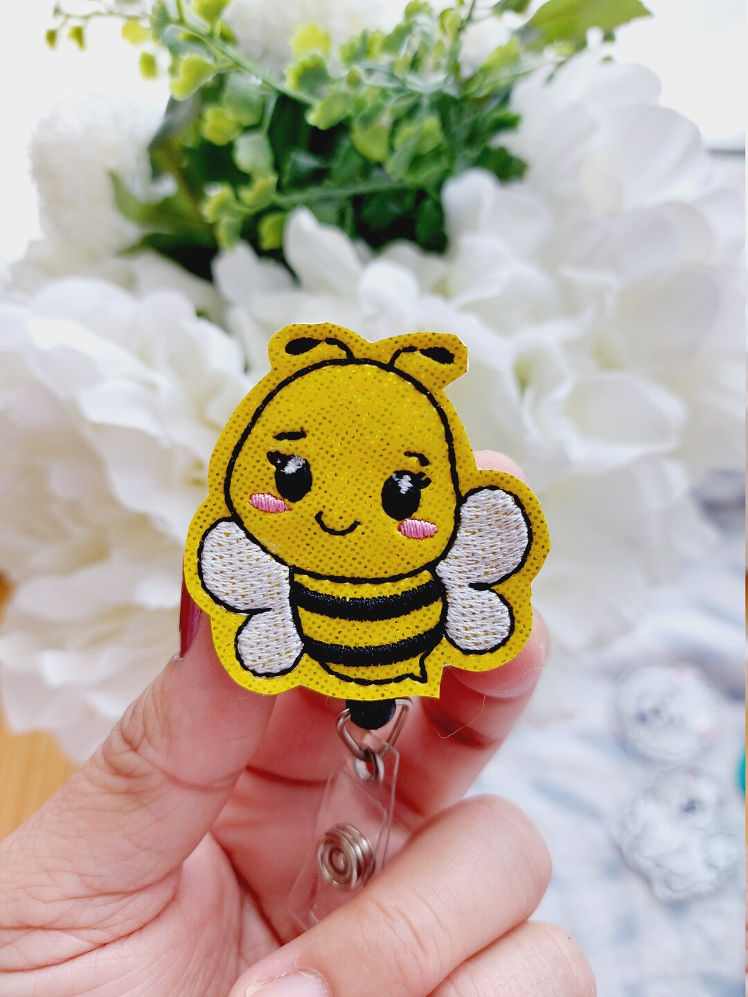 Cute Bee Embroidered Badge Reel, Retractable ID Holder - Etsy