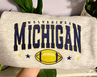 Michigan Hockey Sweatshirt, Uofm Crewneck College T-shirts, College ...