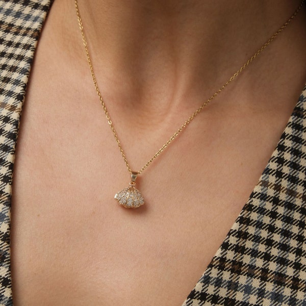 Oyster Pearl Necklace - Etsy