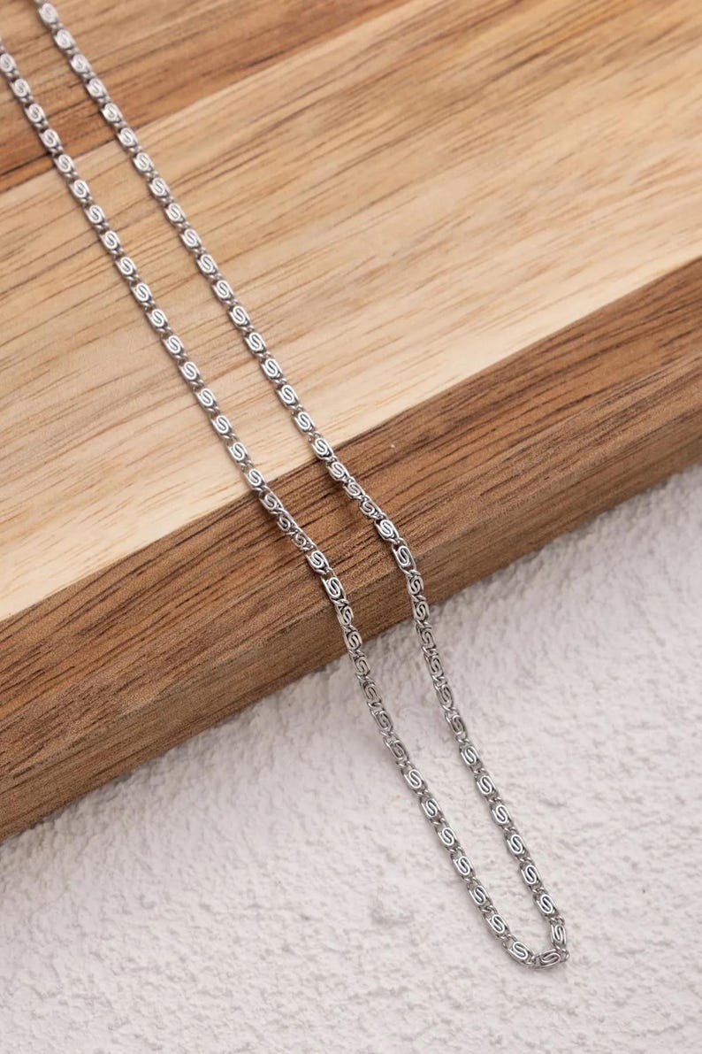 18K Thin Paperclip Model Chain Necklace Miami Thin Minimal Snail ...
