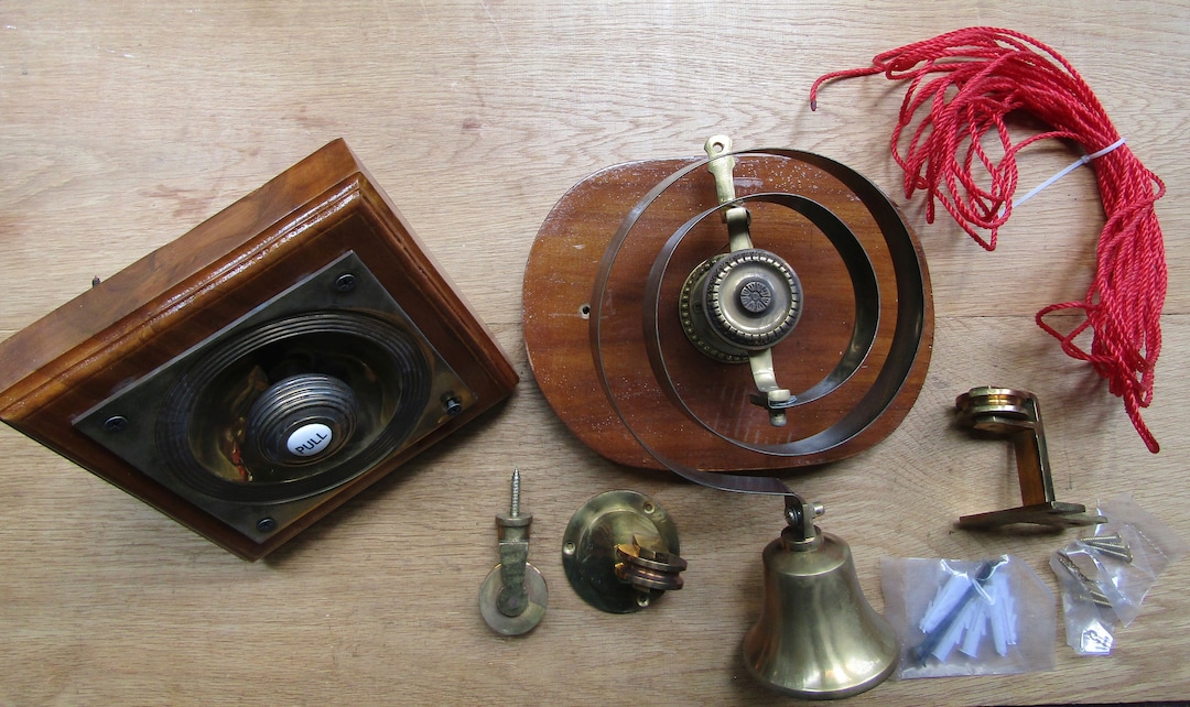 Victorian Vintage Old Rustic Style Brass Butler Claverley Mechanical ...