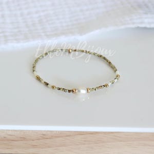 Bracelet fin perle d'eau douce et perles miyuki sur élastique, bracelet ...