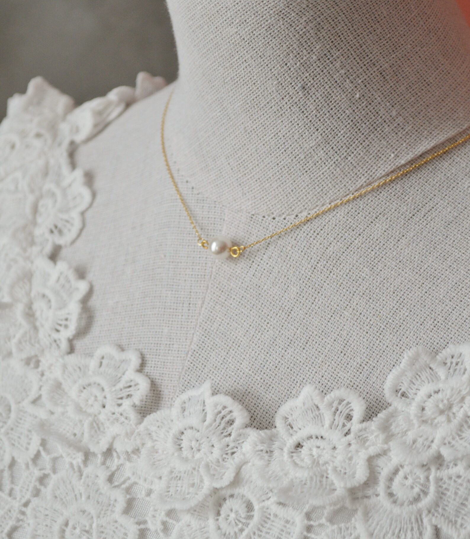 Pearl and Crystal Back Necklace - Wedding Back Jewelry. - Etsy