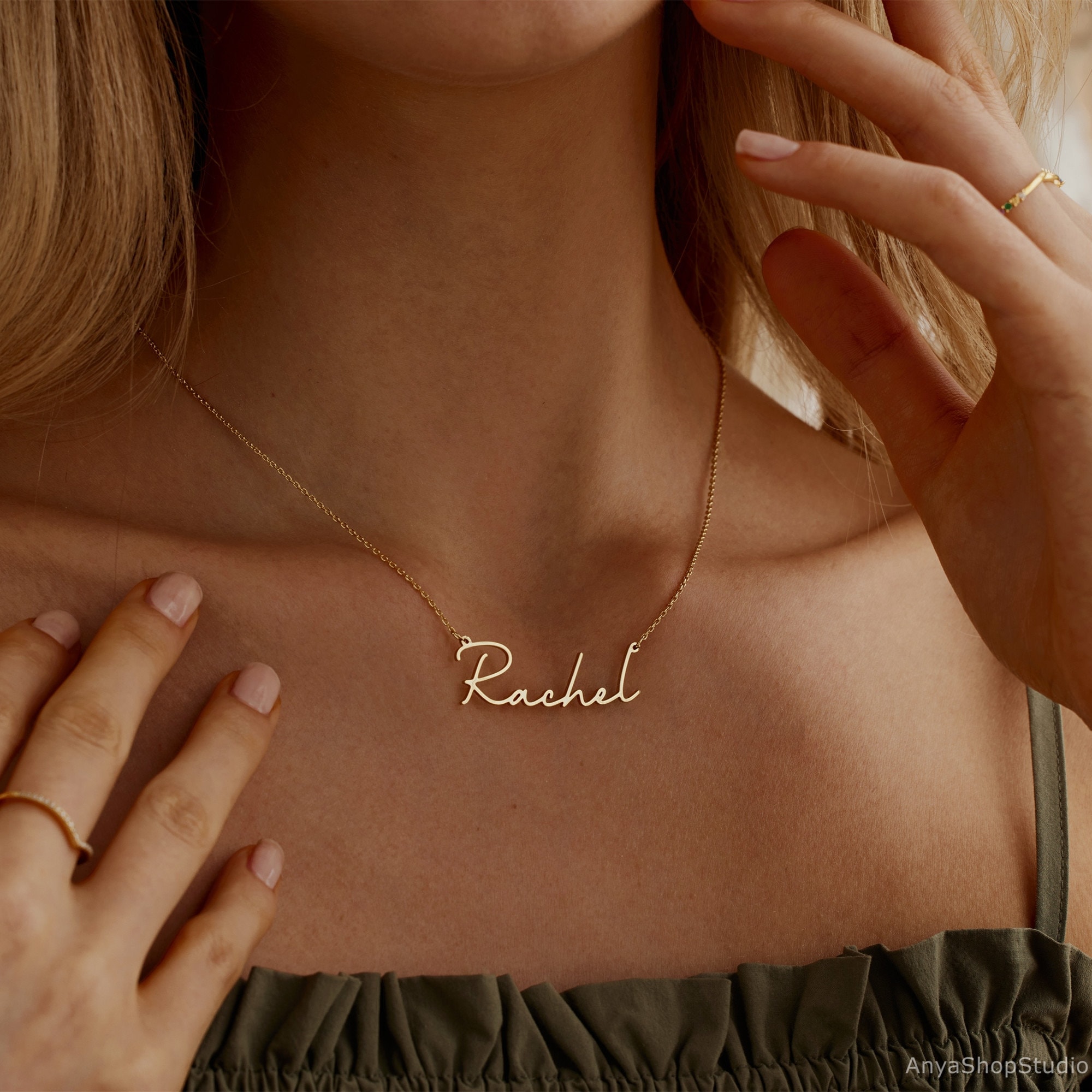 Richa name locket store