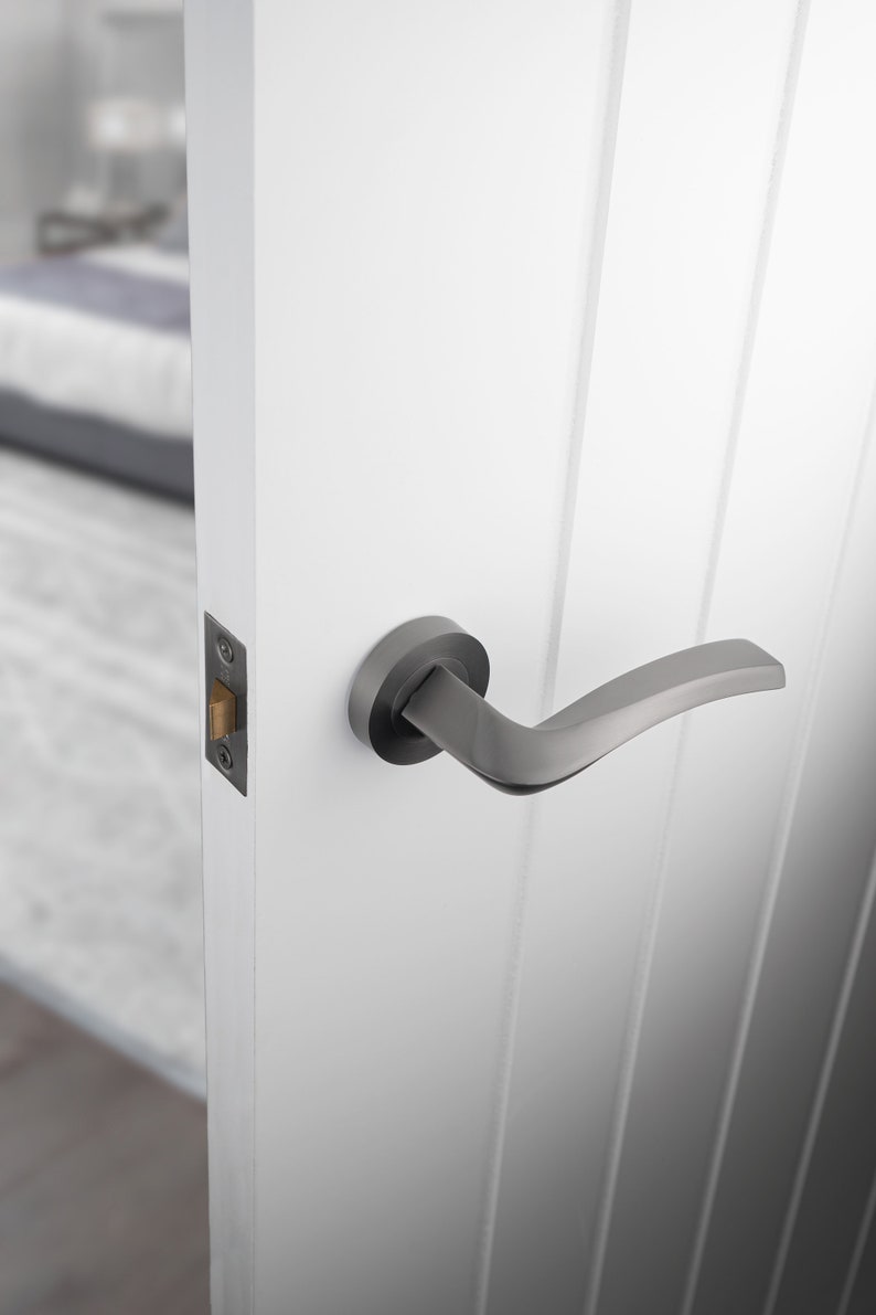 Sines Door Pack , Pair of Door Handles , Latch , Hinges and Fixing ...