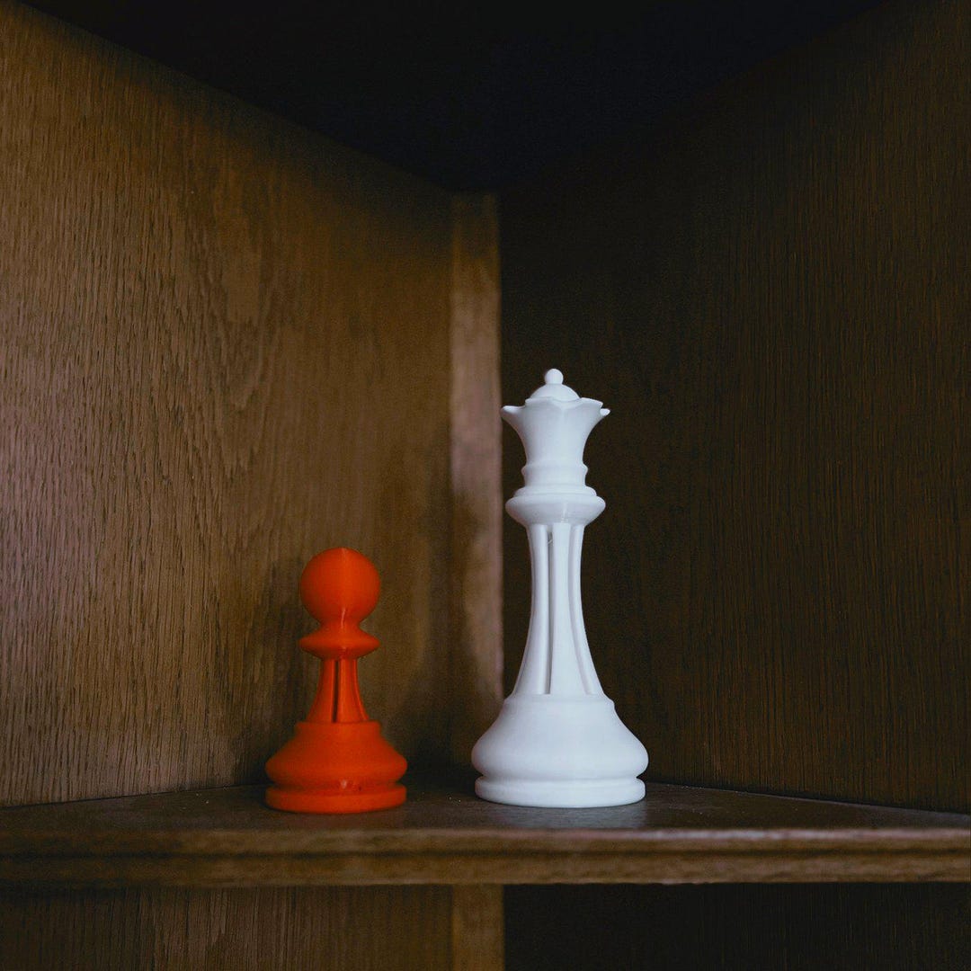 Breaking Dawn Chess Bookshelf Nook Decoration Pieces - Etsy