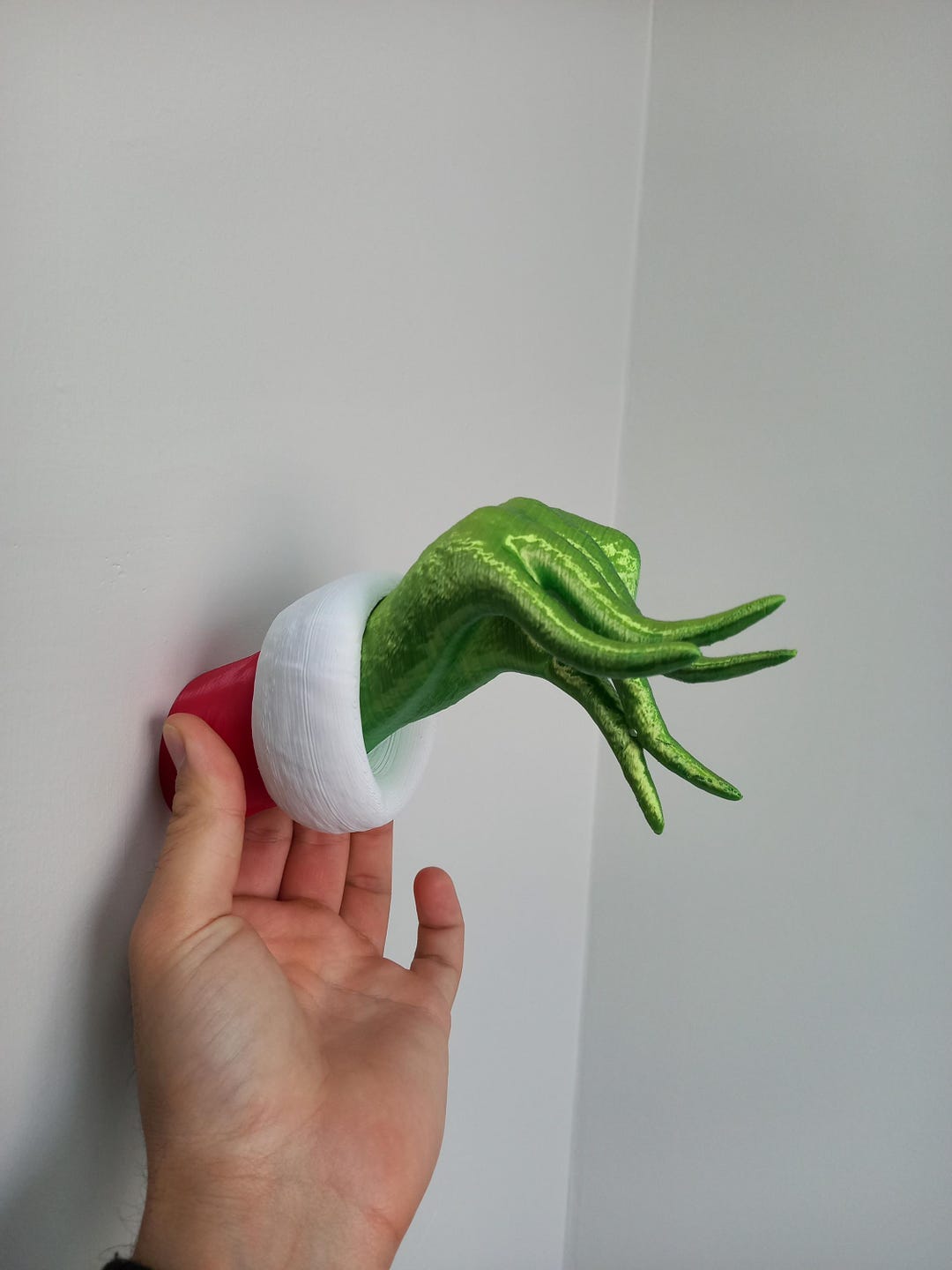 Grinch's Christmas Hand - "grinch's Grasp" Christmas Wall Ornament - 3D ...