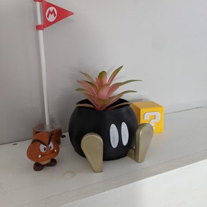 Super Mario Bomb-omb Desktop Succulent Planter - Etsy