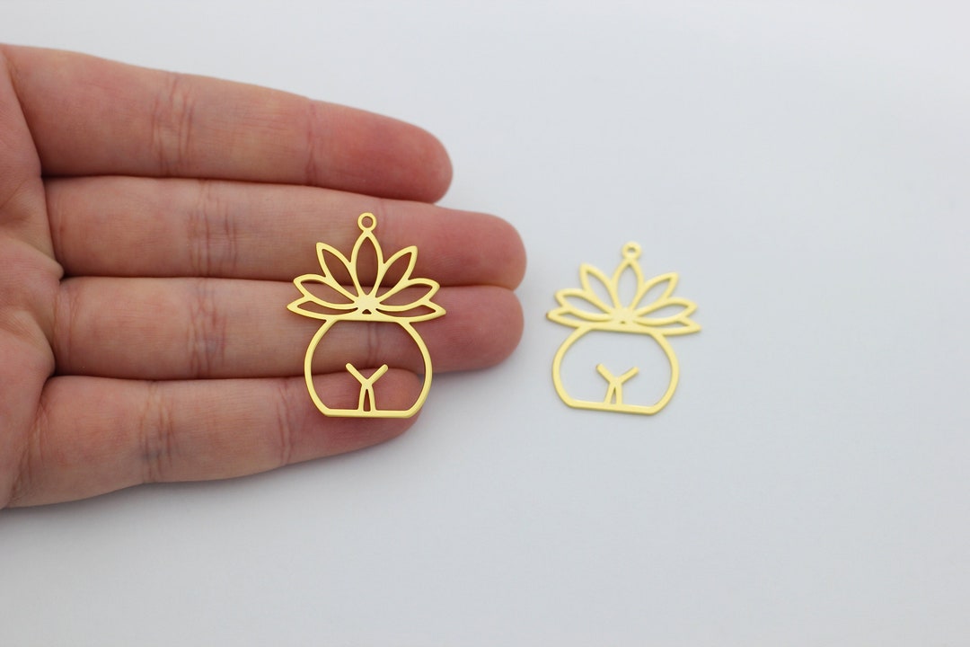 24k Gold Woman Body Charm, Figure Charm, Gold Plated Charms for Jewelry ...