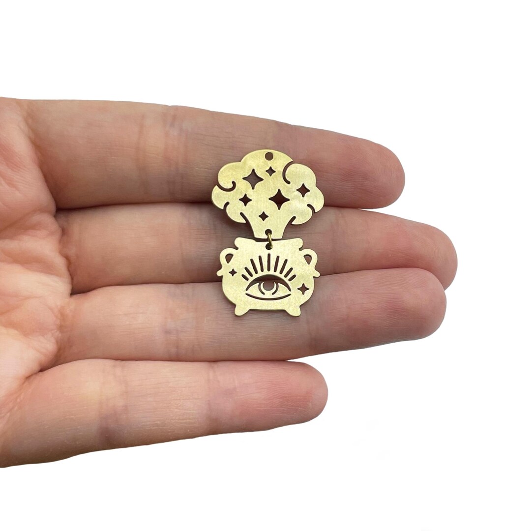 21x33 Brass Cauldron Charm, Halloween Boiling Pot Witch Cauldron Smoke ...
