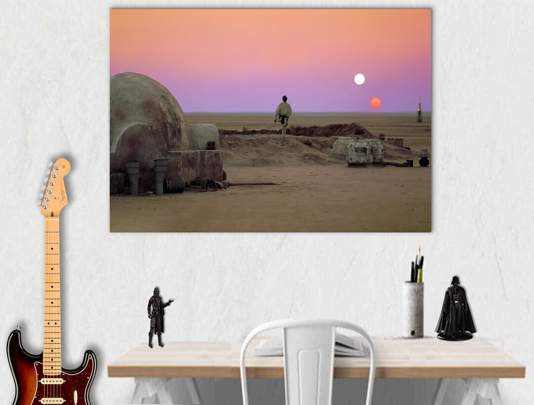 Luke Skywalker Watching Sunset of Two Suns of Tatooine, Star Wars ...