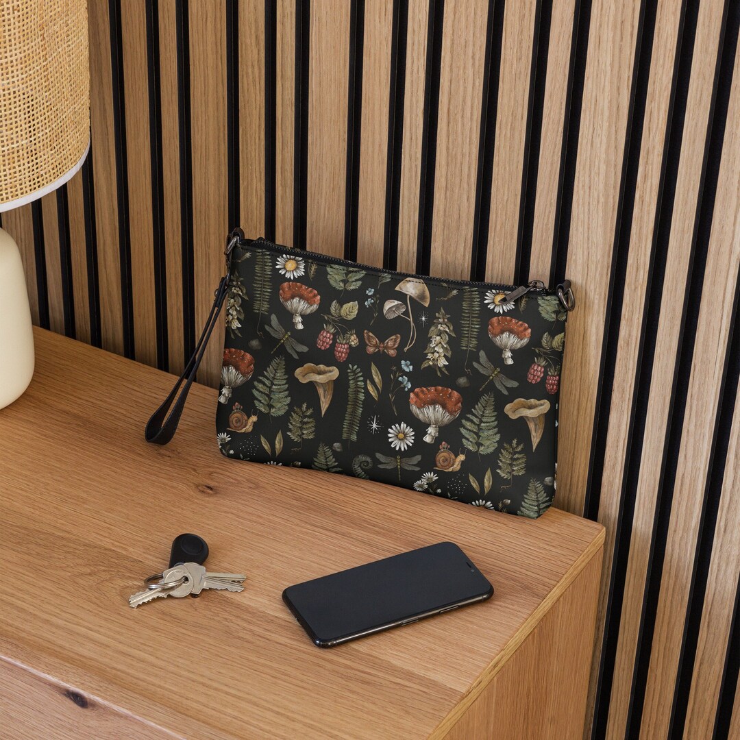 WOODLAND TREASURES Crossbody Bag With With Mushrooms Snail Moth Daisies ...