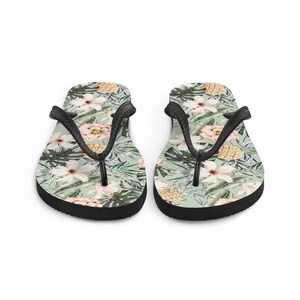 TROPICAL JUNGLE Flip-flops With Hibiscus Rose Flowers Pineapples & Palm ...
