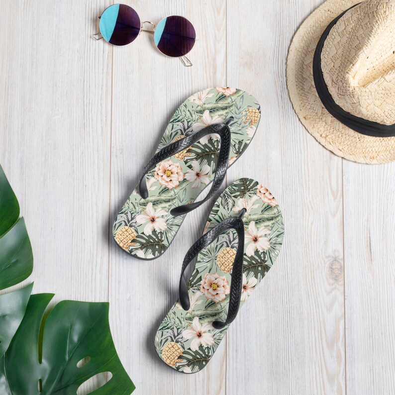 TROPICAL JUNGLE Flip-flops With Hibiscus Rose Flowers - Etsy