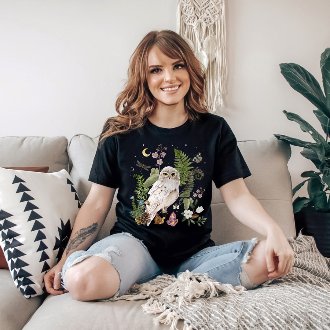MYSTICAL FLORAL White OWL Cottagecore T-shirt, Magical Snowy Owl Shirt ...
