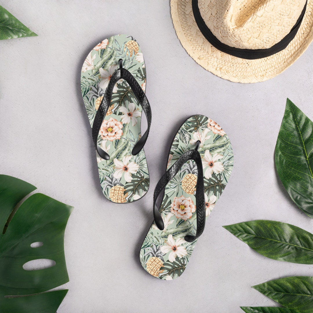 TROPICAL JUNGLE Flip-flops With Hibiscus Rose Flowers Pineapples & Palm ...