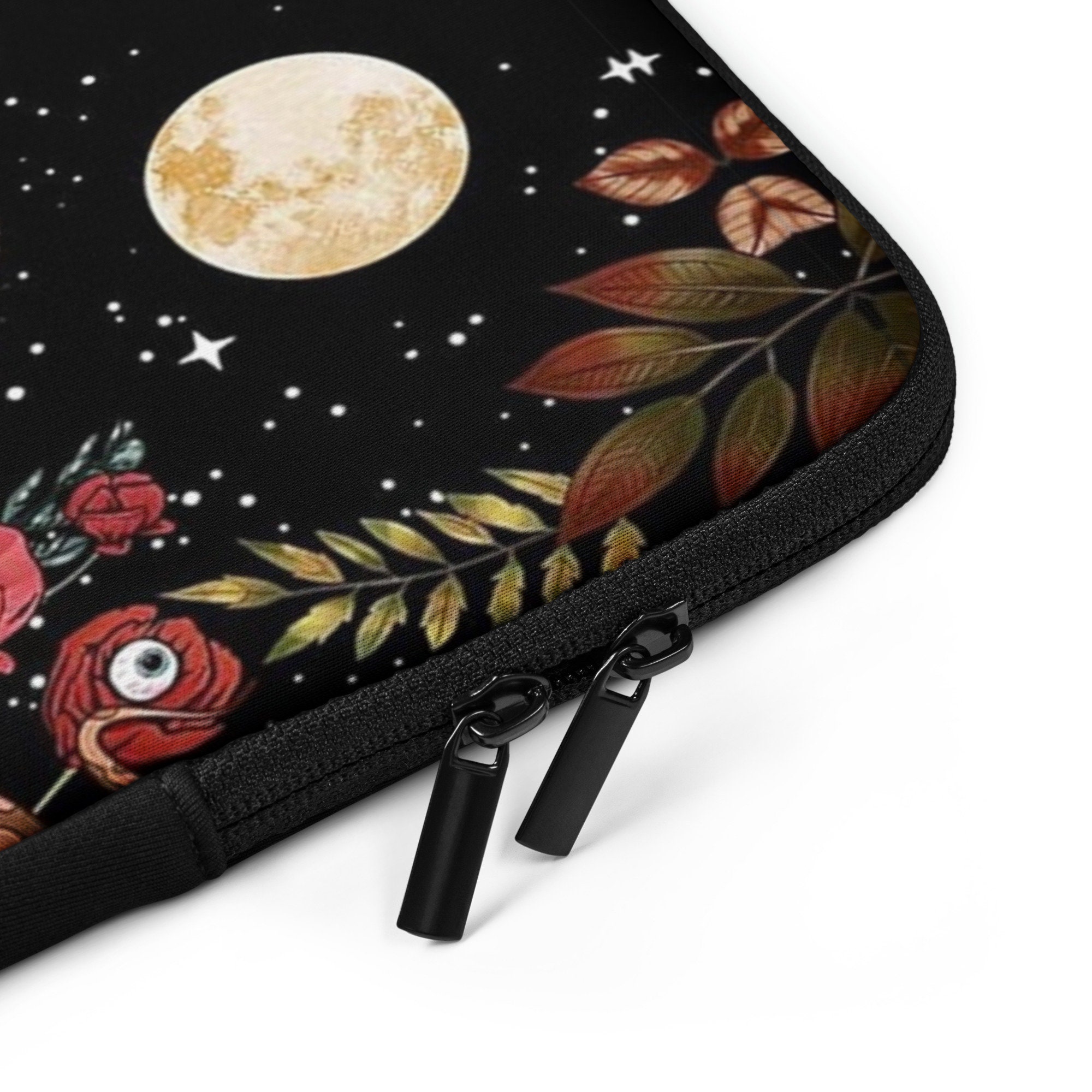 ROMANTIC HALLOWEEN Laptop Sleeve With Skeleton Lovers & Mushrooms ...