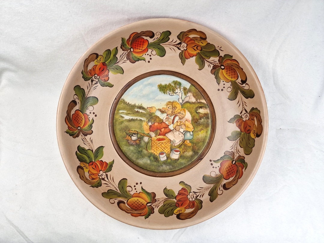 Large Norwegian Ale Bowl With Troll Motif. Traditional Rosemaling Folk ...