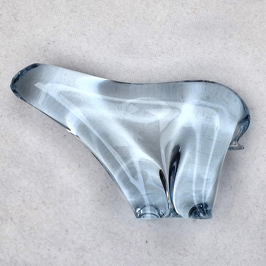 Norwegian Crystal Glass Vintage Polar Bear Figurine. Paperweight ...