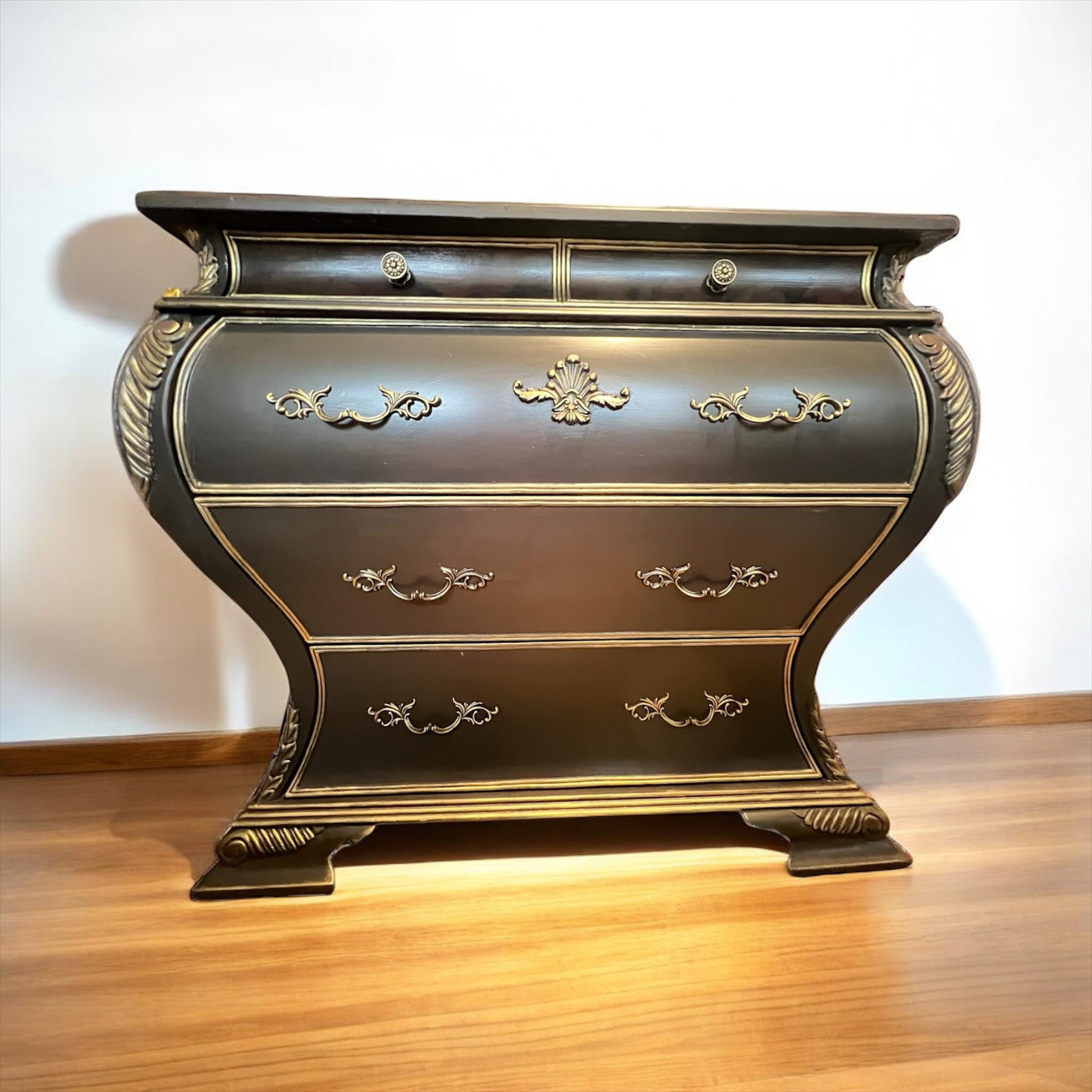 Black bombe chest store