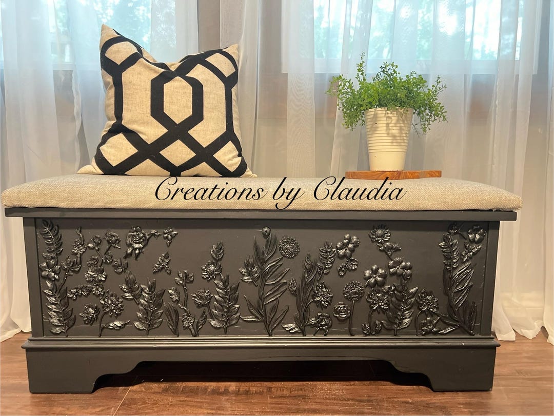 Black Cedar Chest/ Storage Trunk for Blankets and Keepsakes/storage ...