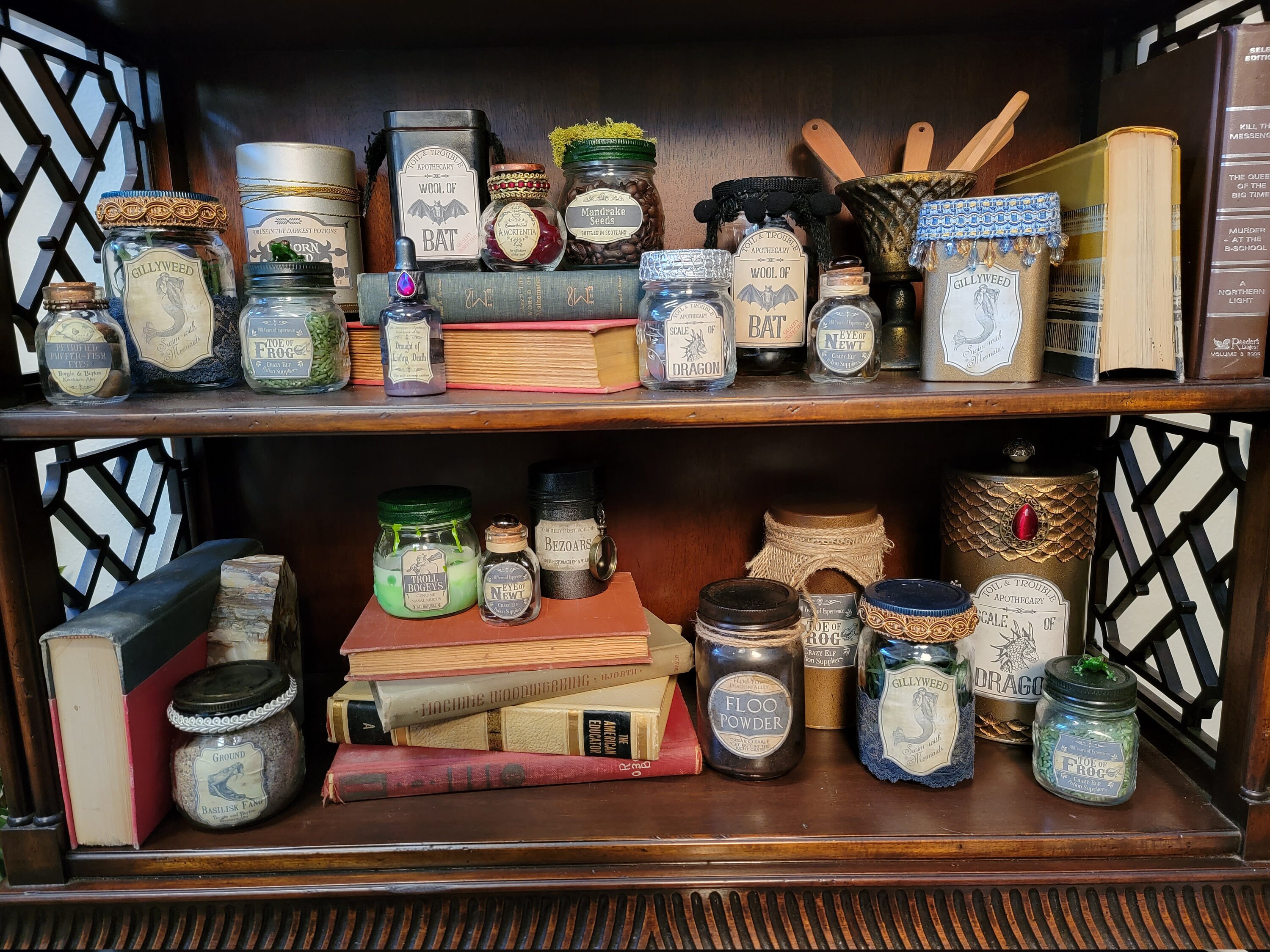 Eye of Newt Apothecary Potion Jar Tin - Etsy