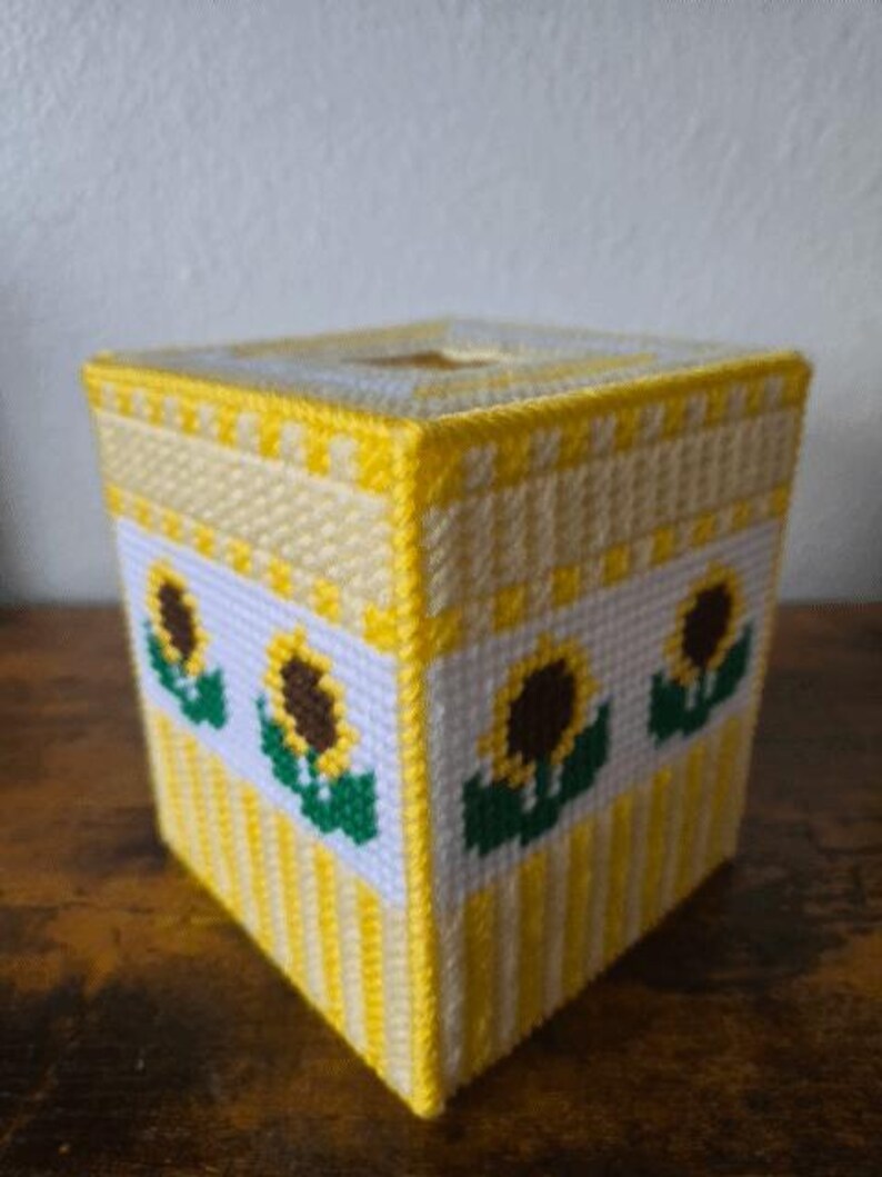 Sunflower Tissue Box Cover - Etsy