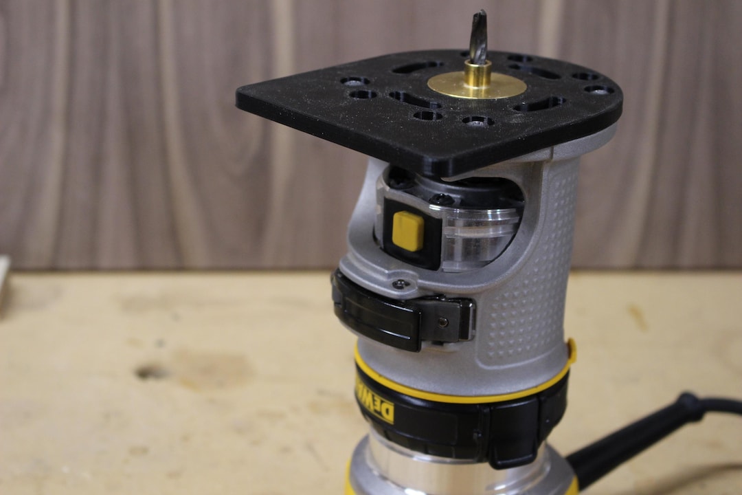 Dewalt Palm Router Guide Bushing Insert Plate: Router Accessories - Etsy