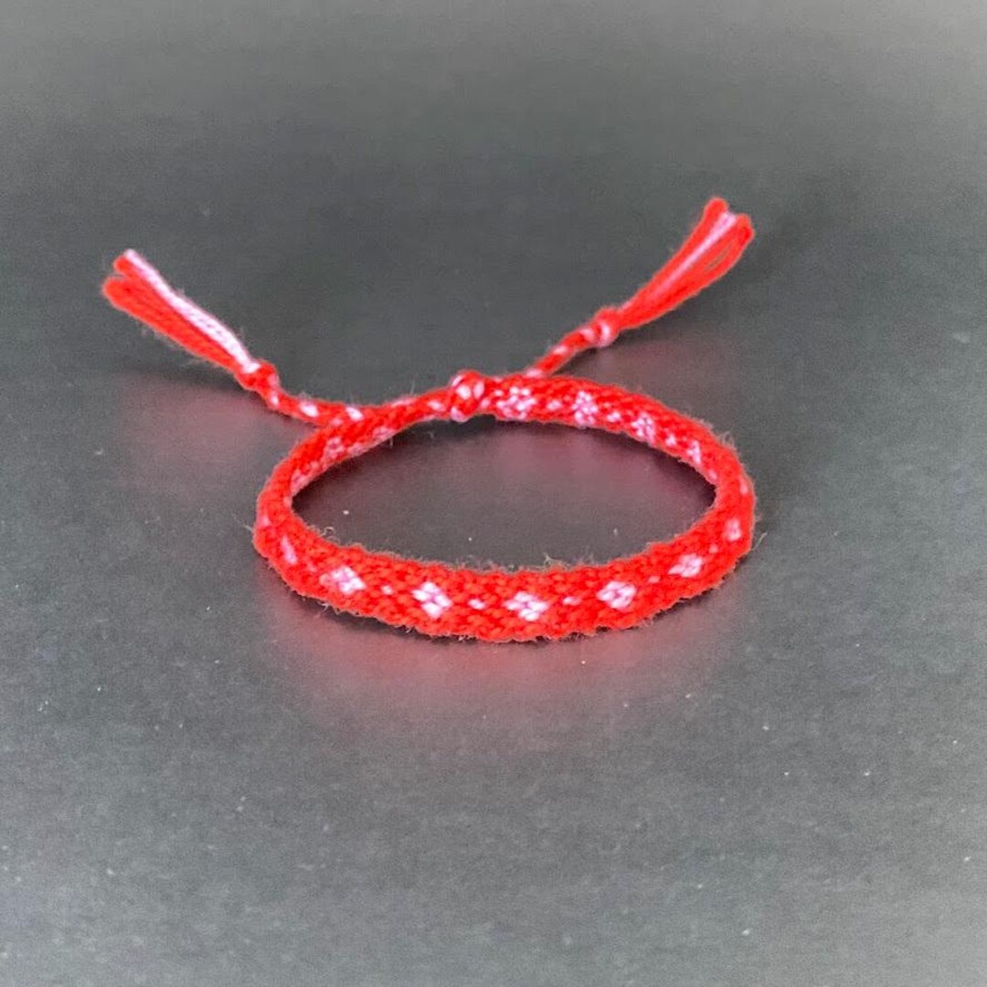 Macrame Bracelet Tutorial and Braid Pattern - Four-petal Flower Pattern ...