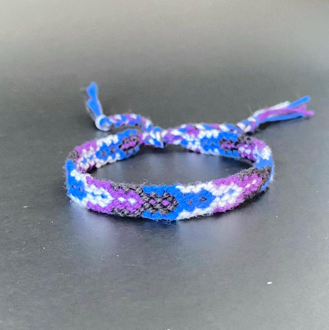 Macrame Bracelet Tutorial and Braid Pattern - Eiffel Tower Pattern ...