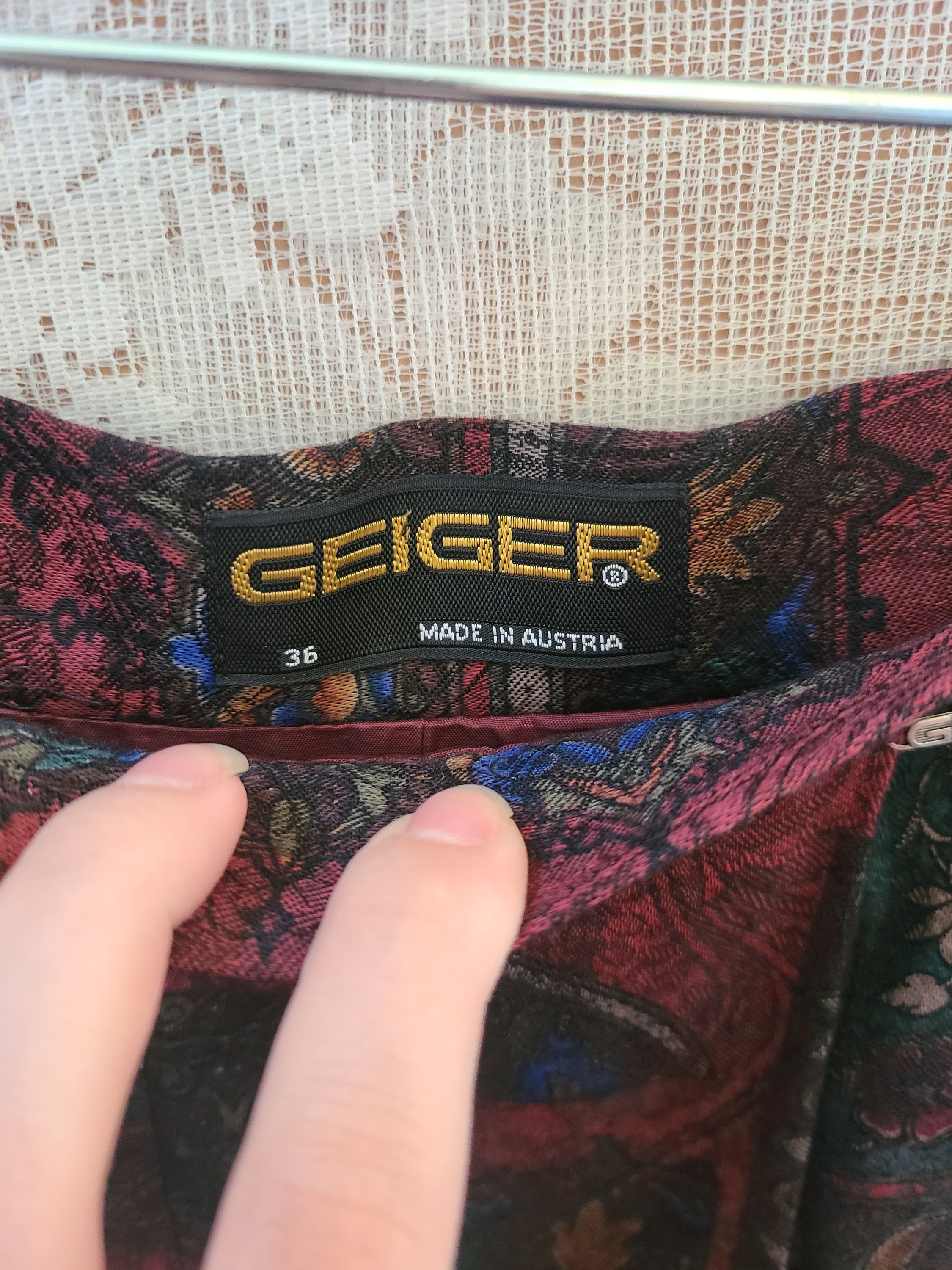 GEIGER Brand Made in Austria Pleated Skirt A-line Floral Tapestry Print ...