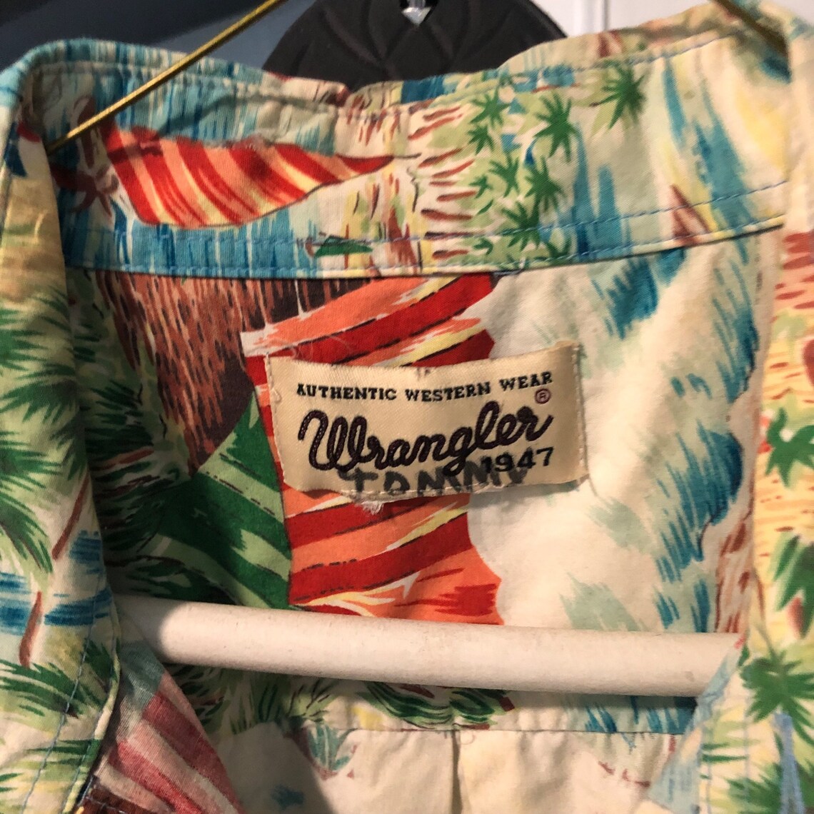 Wrangler 1947 Authentic Western Wear Shirt Hawaiian Beach Horses Palm ...