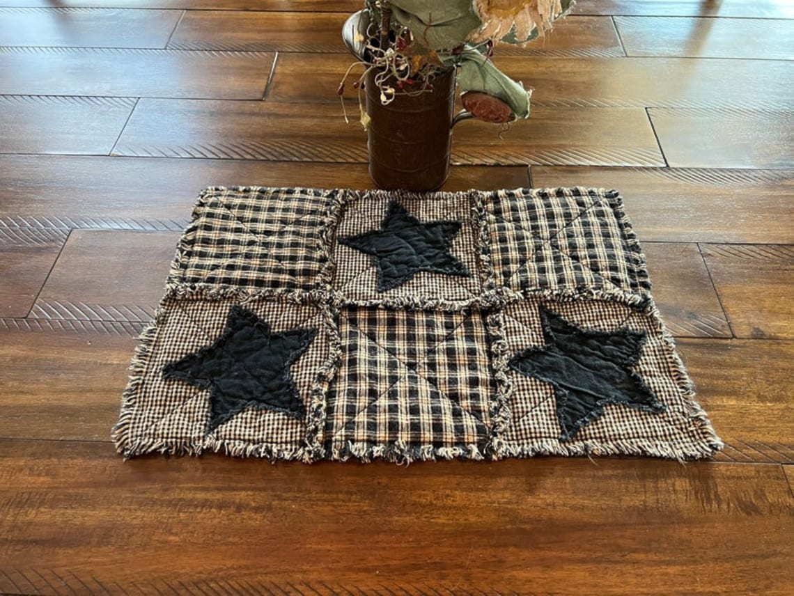Primitive Black and Cream Homespun Place Mats, Black and Cream Homespun ...