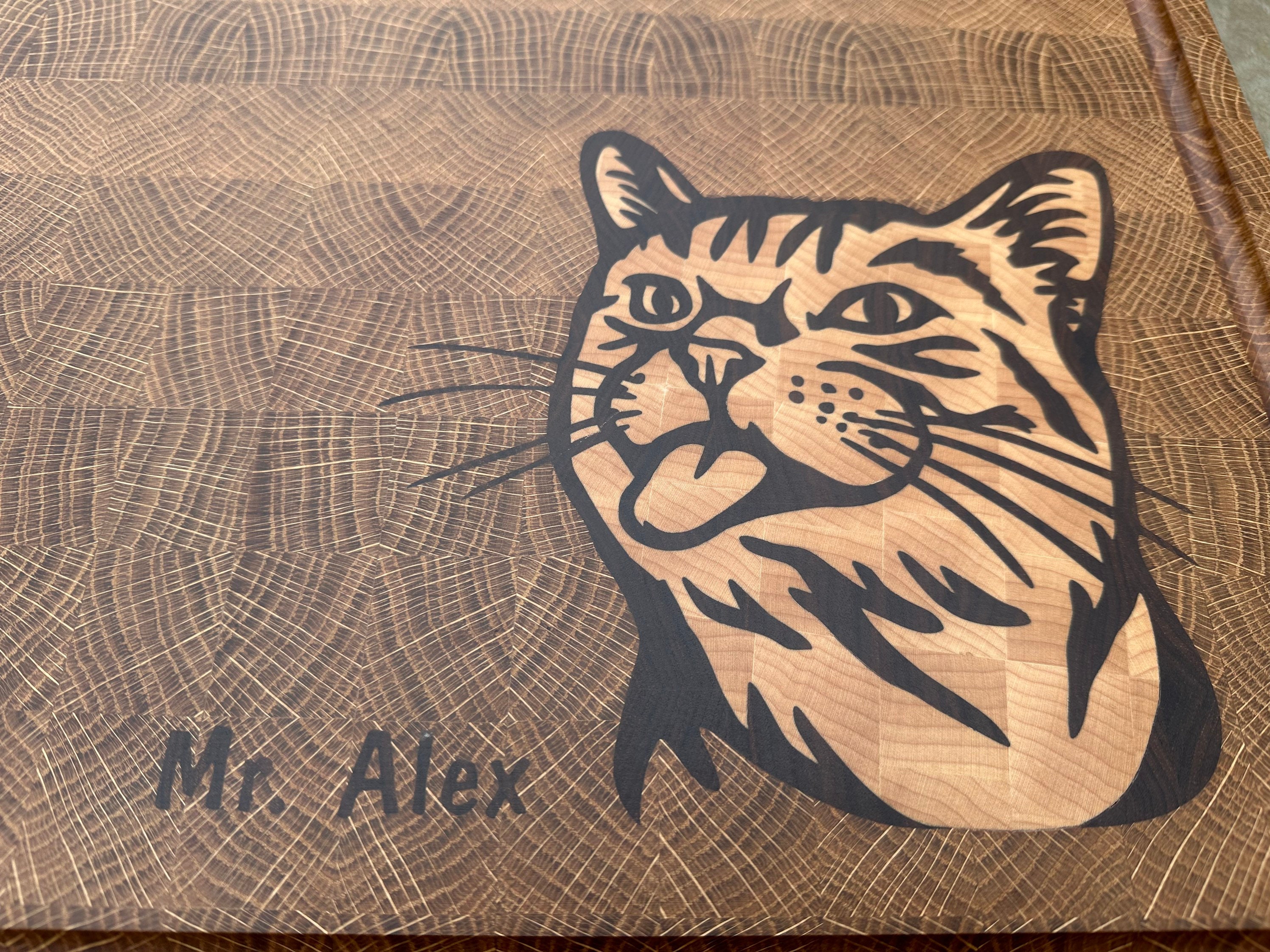End Grain Cutting Board With Inlay "love Cat" - Etsy