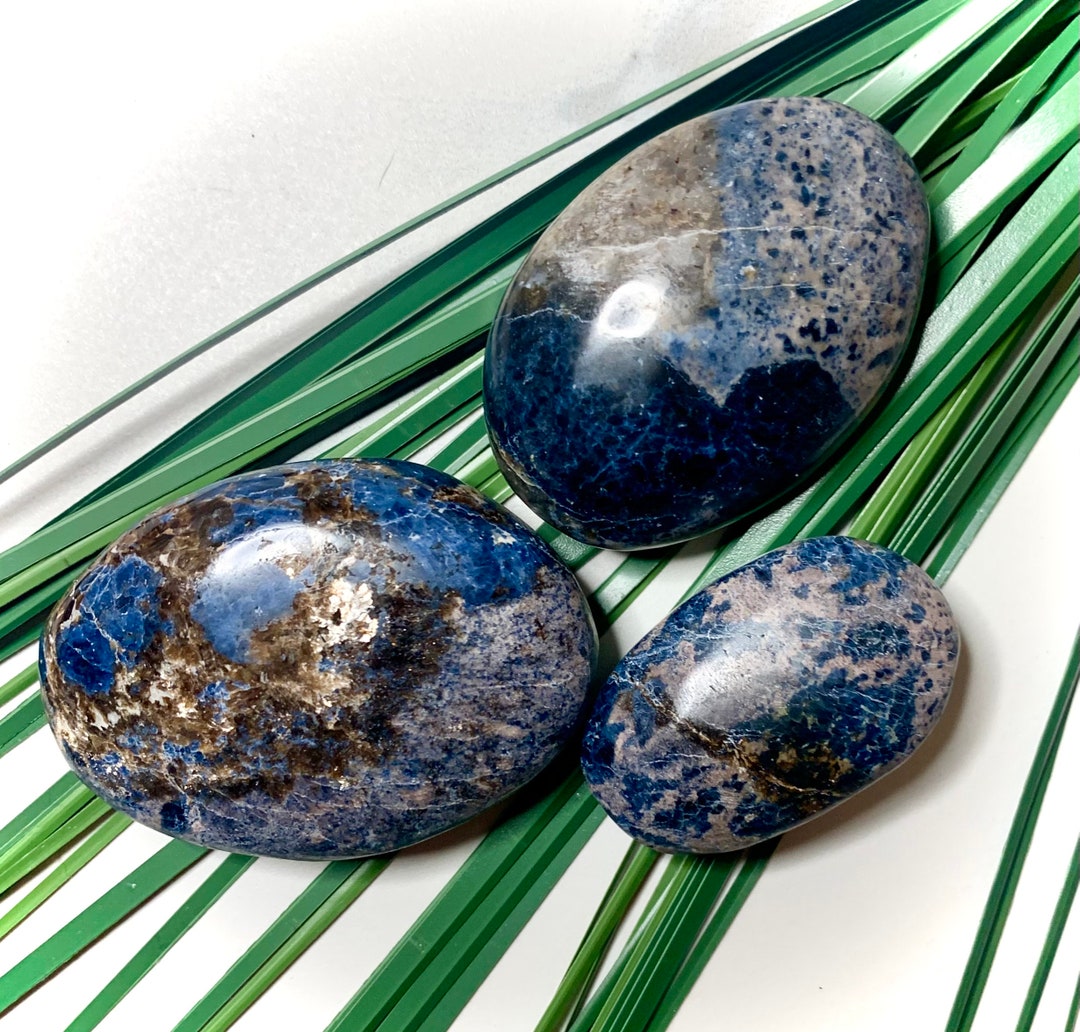 Dumortierite Garnet Palm Stones Blue Denim Stone - Etsy