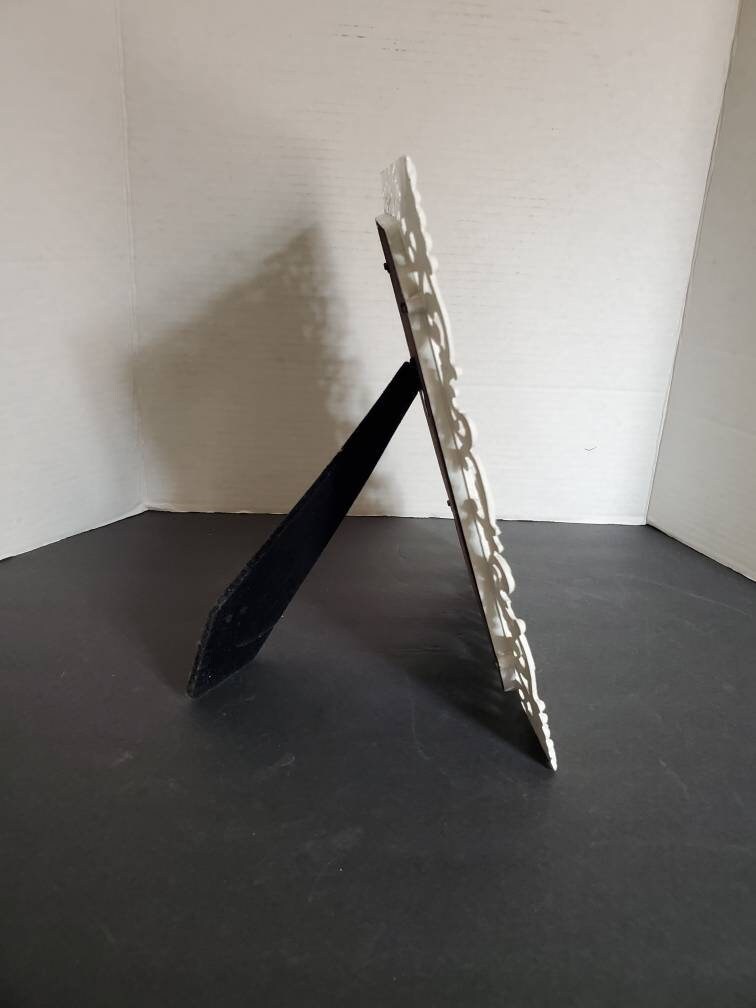 Vintage Shabby Chic White Heavy Metal Frame With Victorian - Etsy