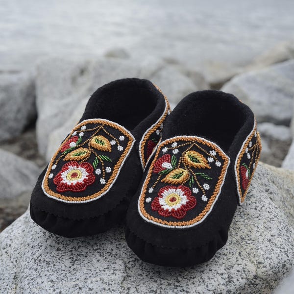 Authentic Native American Moccasins - Etsy