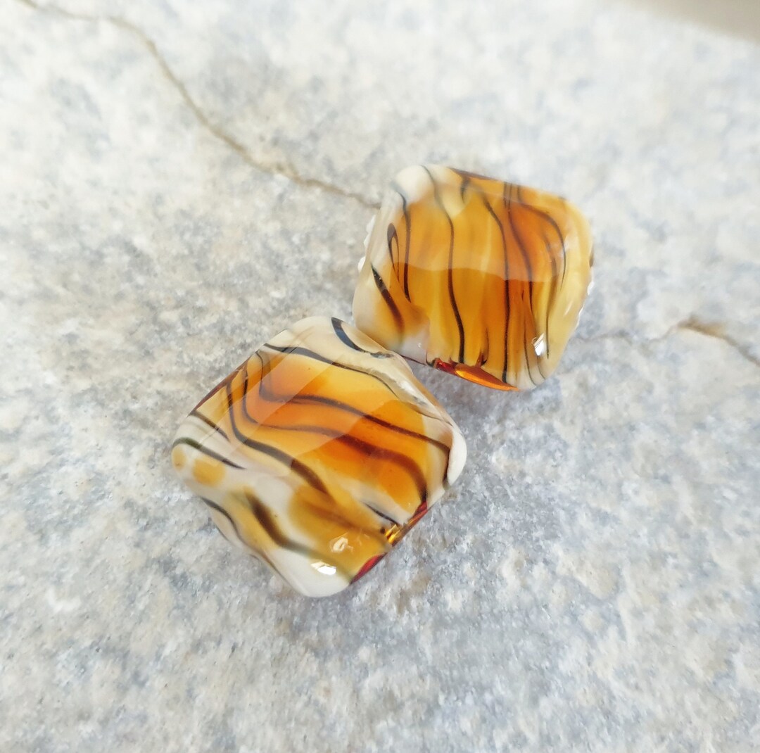 EXOTIC BEAUTY TIGER Glass Beads, 15mm Samba Tiger Cushion Artistic Bead ...