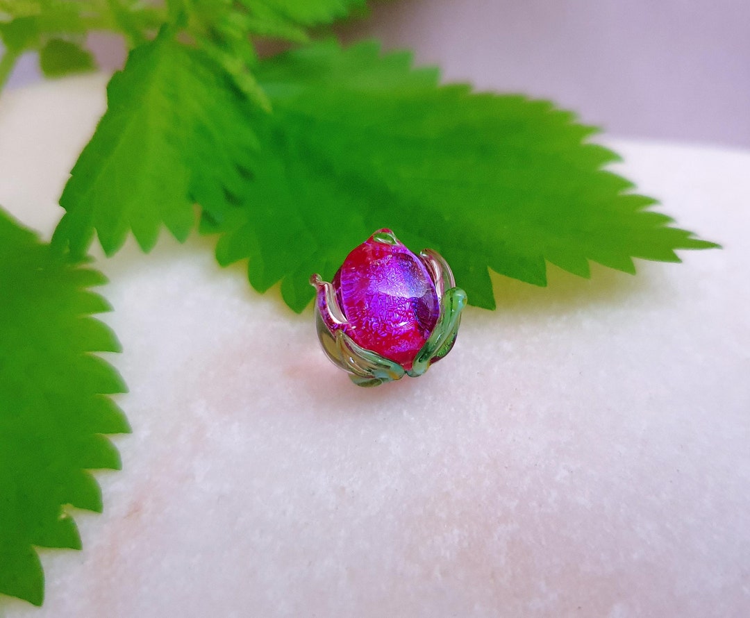 DRAGON'S BLOOD ROSE Glass Bead, 12-13mm Very Impressive Fuchsia Purple ...