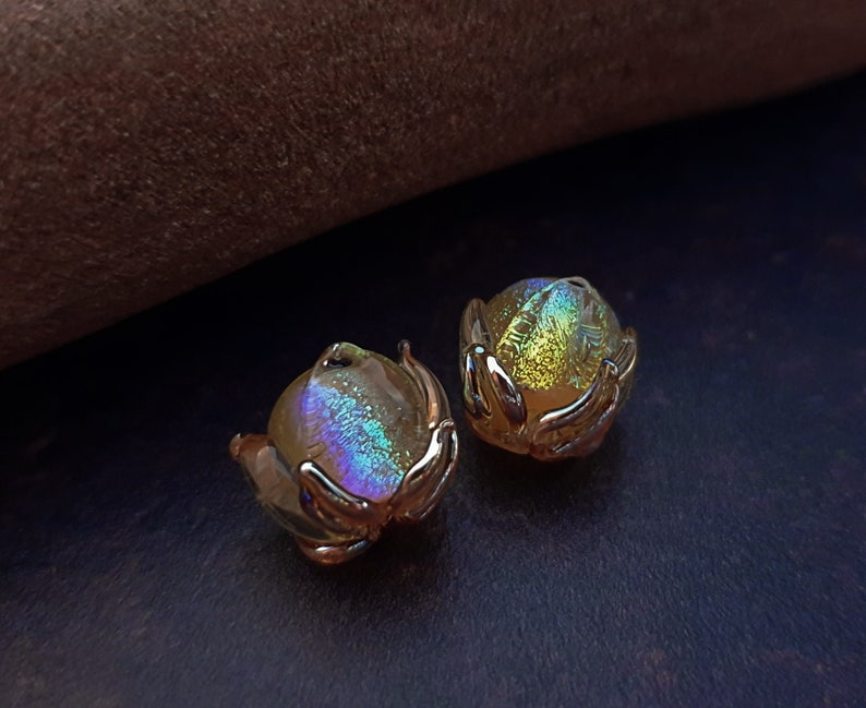 THE MAGIC LIGHT Roses Glass Beads, 12mm Special Formula Dichroic Glass ...