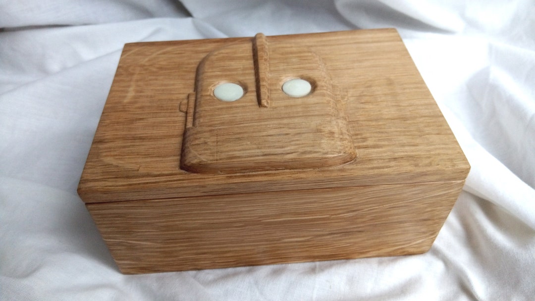 Iron Giant Soild Oak Handmade Jewellery and Storage Box With Hinged Lid ...