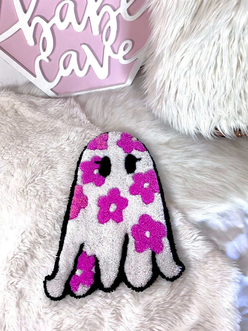 Flower Power Tufted Ghost | Halloween Tufted Ghost Rug - Etsy
