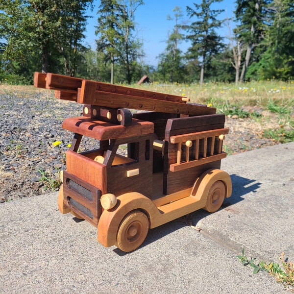 Wood Toy Fire Truck - Etsy