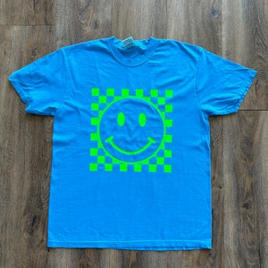 Checkered Smiley T-shirt - Etsy