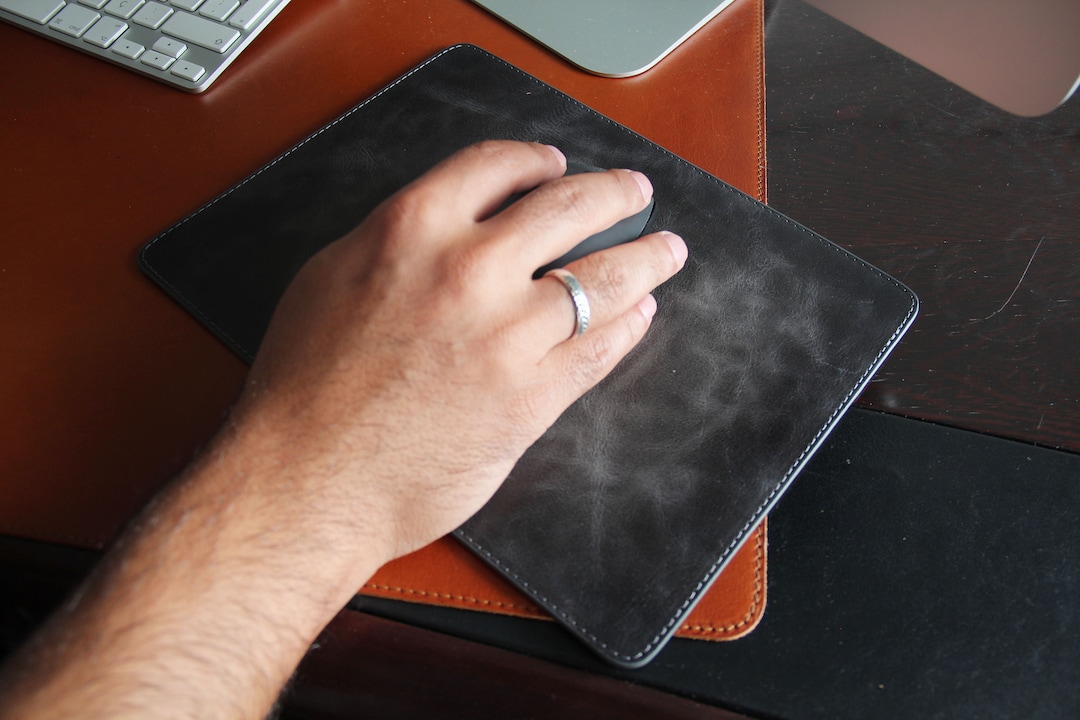 Genuine Leather Wrist Computer Mouse Pad Handmade Custom Ergonomic ...
