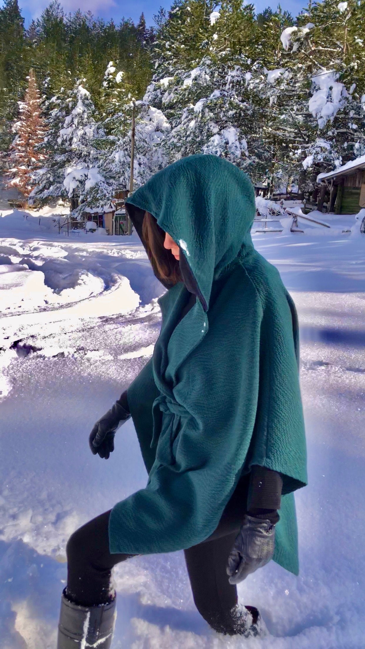 Green Hooded Cape Cloak With Belt Detail - Exquisite Pancho for ...