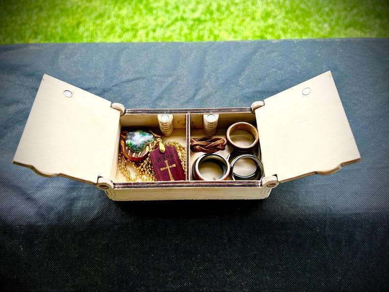 Stash Box | Fully Customizable | Lightburn Ready | Laser Cut File ...